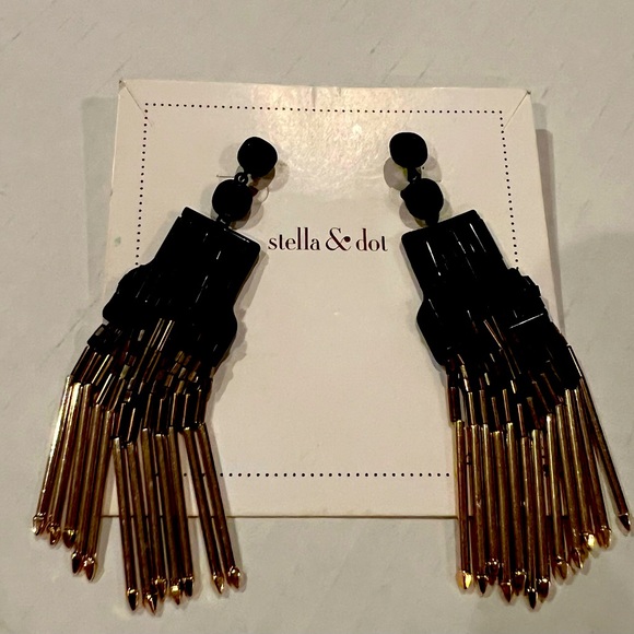 Stella & Dot | Jewelry | Stella Dot Retired Pierced Jet Fringe Earrings | Poshmark